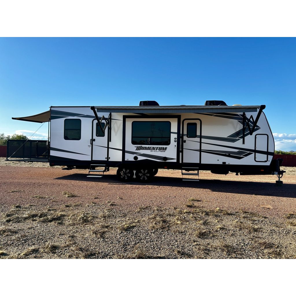 Momentum 29G Toyhauler - Operation Recreation